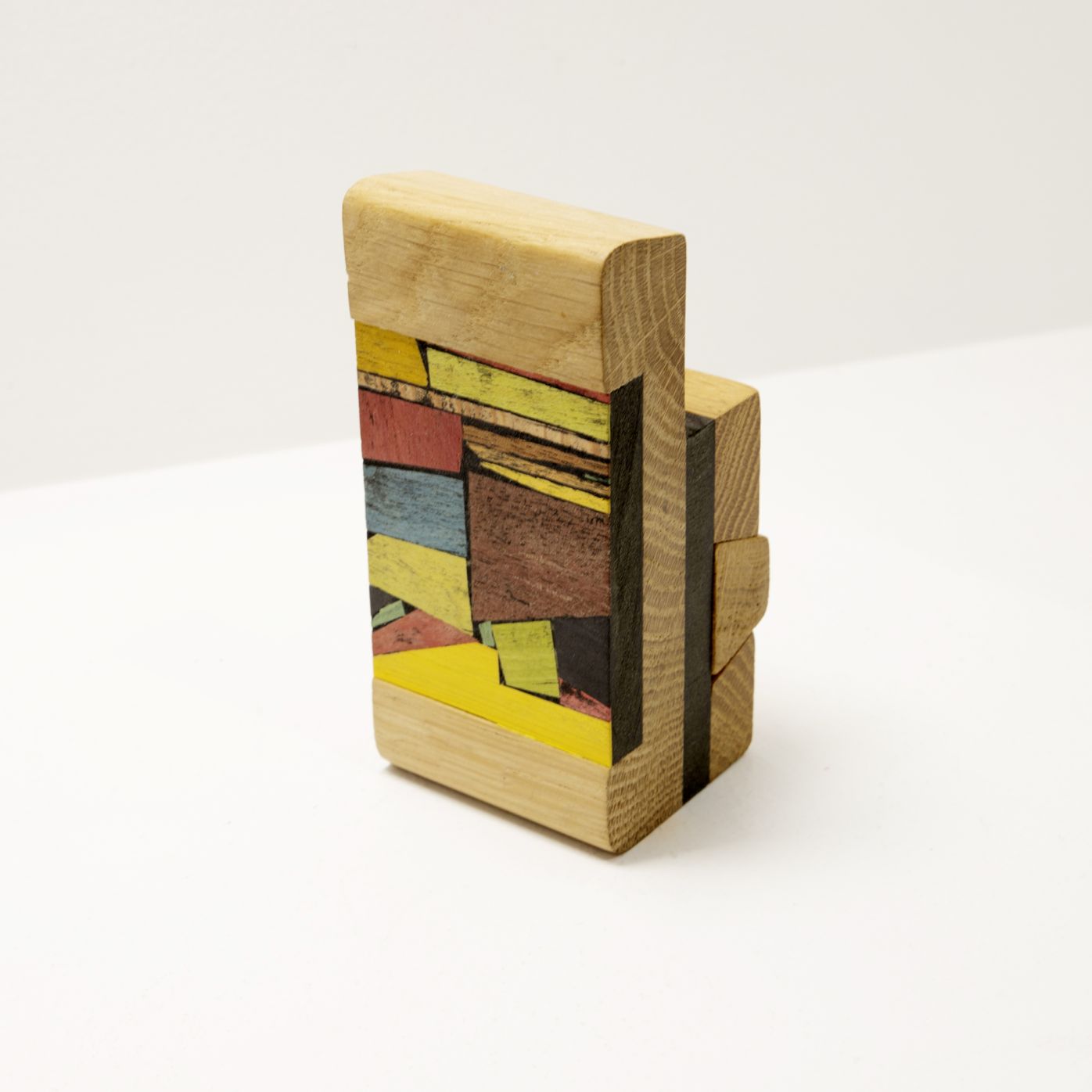 Patère en marqueterie BOGHY de Marie Dubois